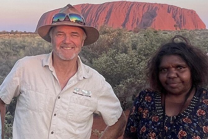 Uluru Private Tour Aboriginal guided option - Exploring Uluru with a Private Aboriginal-Guided Tour