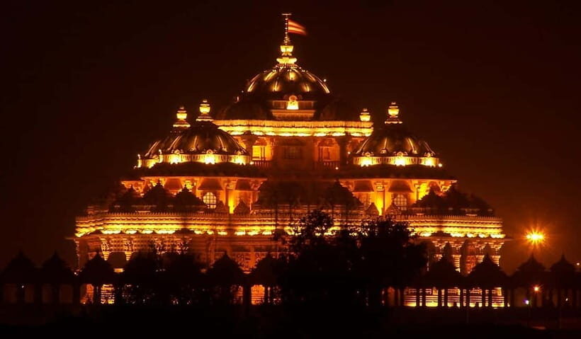 UNESCO Humayun's Tomb + Akshardham Temple Light & water show - What’s Included and What to Keep in Mind