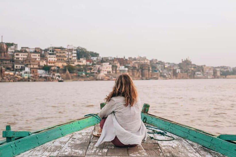 Varanasi: Boat Ride, Walking Tour, and Vegetarian Lunch - Walking Through the Old City Market