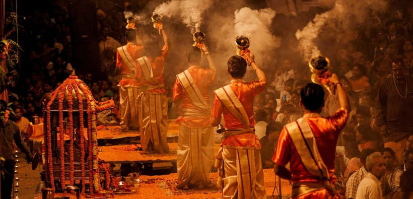 Varanasi: Half-Day City Tour & Evening Aarti with Boat Ride - The Realities: What Travelers Are Saying
