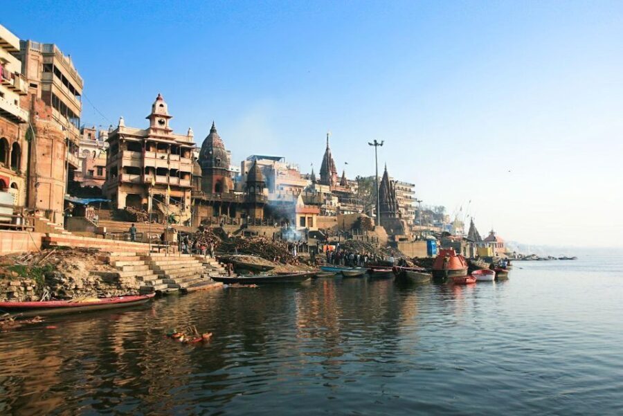 Varanasi: Night Boat Ride, Aarti Ceremony and Dinner - What Makes This Tour Stand Out