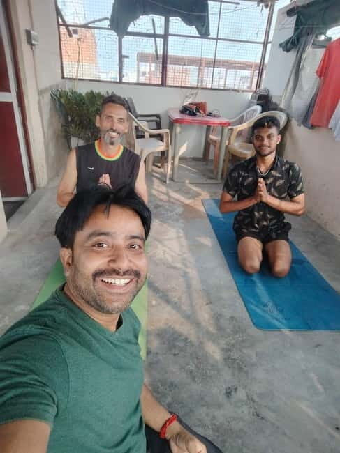 Varanasi: Yoga, Ayurveda, and Cooking Class with Boat Ride - Exploring Ayurveda and Massage Therapies