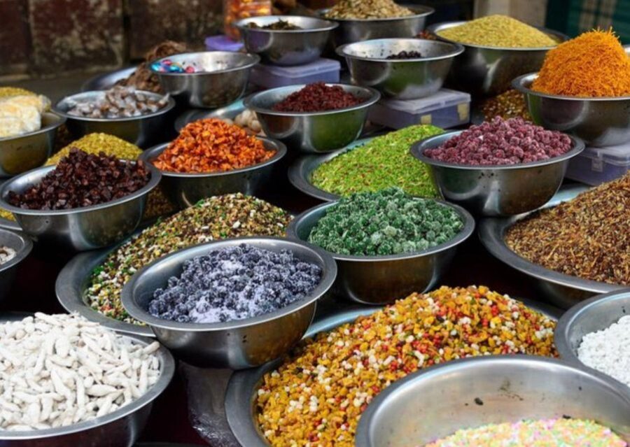 Vibrant Markets of Varanasi (2 Hours Guided Walking Tour) - Who Should Consider This Tour?
