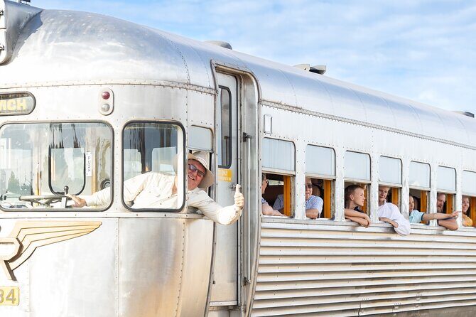 VIP Silver-Tails Rail Sunset With Smithy's Dinner and Show - The Value of This Experience
