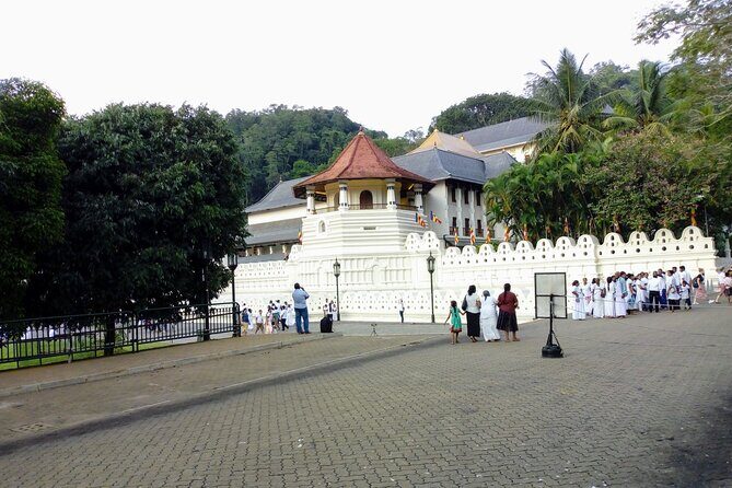 Visit Sigiriya, Dambulla and Kandy - 02 Days, All Inclusive. - What Makes This Tour Stand Out
