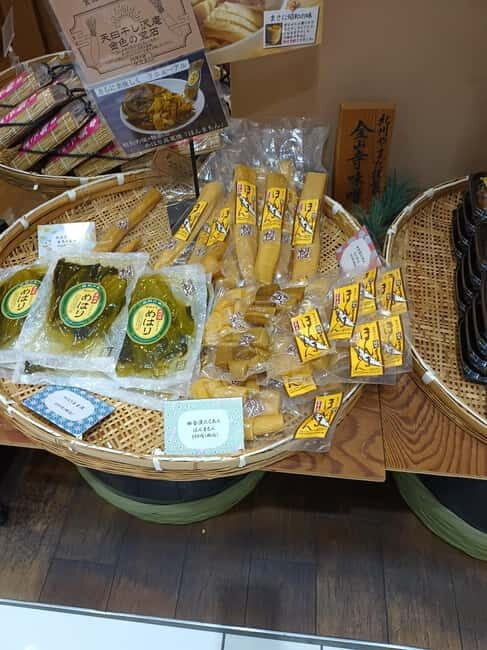 Wakayama: Private Station Food Hall Support with Guide - How It Works: What to Expect