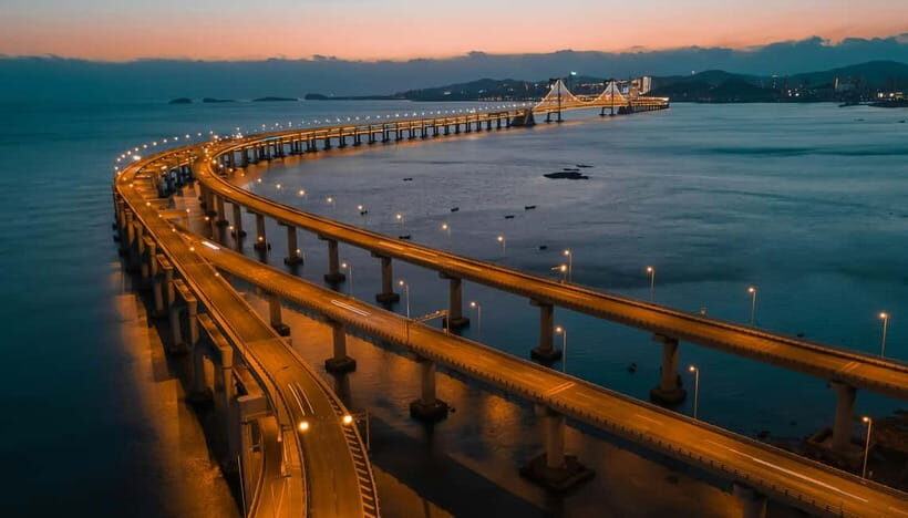 Waves & Wharfs: Dalian's Chill Soul 1-Day Tour - Stepping Back in Time at Russian Street