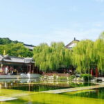 Xi'an: Terracotta Warriors, Huaqing Palace & City Night Tour - Transportation and Group Dynamics