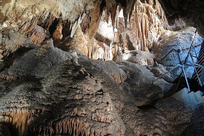 Yarrangobilly Caves: Jersey Cave Guided Tour - Exploring Jersey Cave: A Closer Look