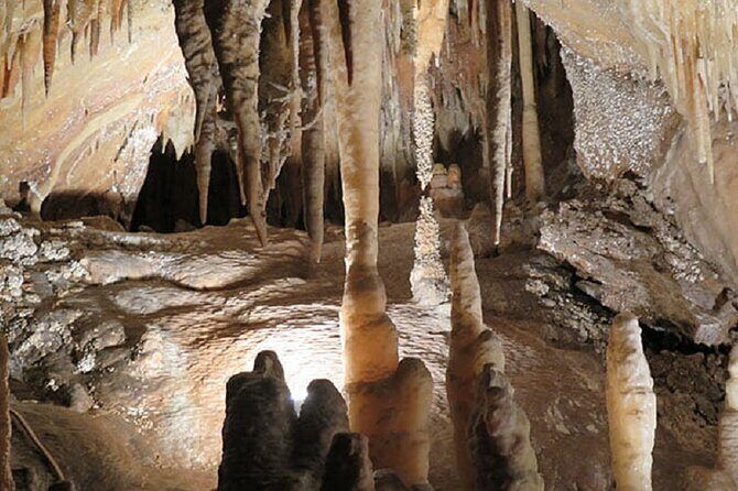 Yarrangobilly Caves: Jillabenan Cave Guided Tour - Detailed Breakdown of the Tour Itinerary