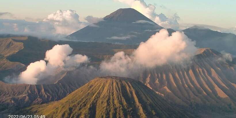 Yogyakarta: Borobudur, Bromo, Ijen, and Waterfall Tour - The Itinerary Breakdown: What You’ll Experience