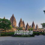 Yogyakarta: Borobudur VIP Climb Up and Prambanan Temple Tour - Analyzing the Value