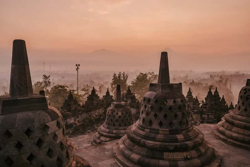 Yogyakarta: Nglinggo, Borobudur & Chicken Church Day Tour - Why This Tour Works