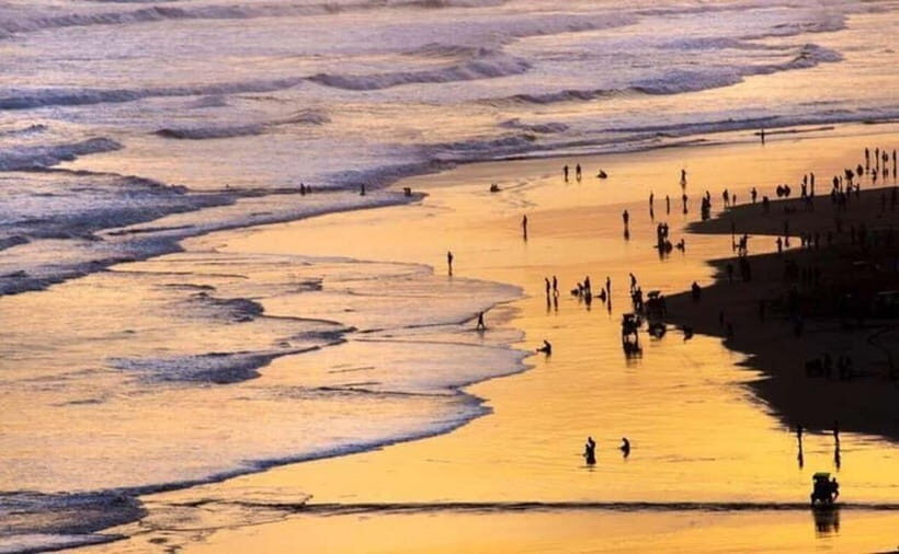 Yogyakarta: Parangtritis Beach Sunset Experience - The Experience of the Sunset