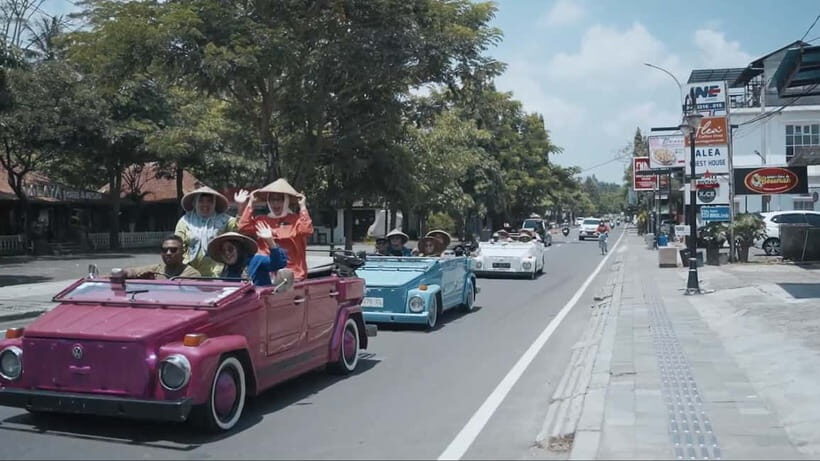 Yogyakarta : VW Borobudur English Guide Tour Short Trip - Exploring the Itinerary: What You Can Expect