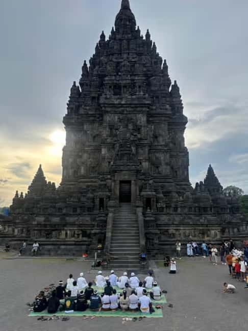 Yogyakarta:Mount Merapi Sunrise, Borobudur Climb & prambanan - Practical Details and Tips