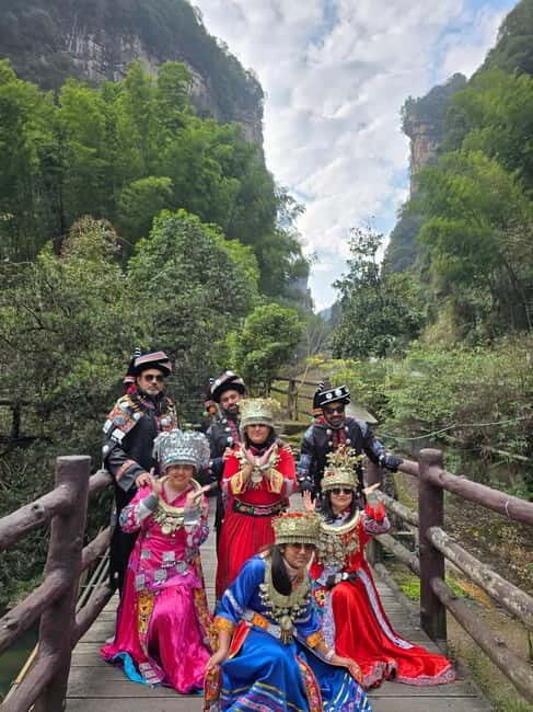 Zhangjiajie: Quartz Sand Painting Experience & Art Gallery - Exploring Zhangjiajie: A Landscape Like No Other