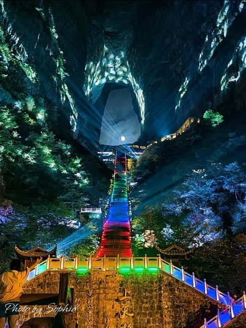 Zhangjiajie: Tianmen Mountain Night Tour with Light Show - Practical Details and Considerations