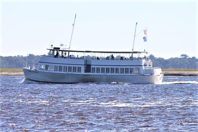 1.5-Hour Charleston Harbor Cruise with Live Narration - Who Will Appreciate This Cruise?