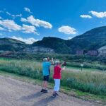 1 Day of Dinosaurs and Hoodoos From Calgary to the Drumheller - Transportation and Group Size