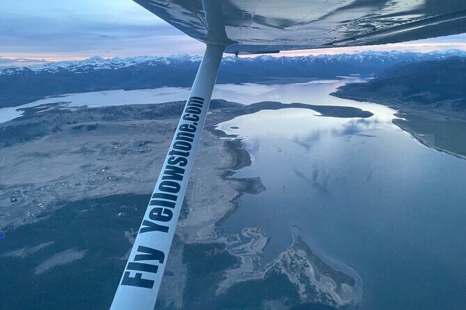 1 Hour Aerial Tour Over the Western Boundary of Yellowstone - The Value of a Bird’s-Eye View