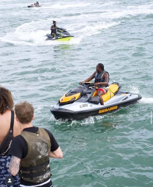 1 Hour Jetski + 30 Minutes Free Boat Ride - An Introduction to Miami’s Premier Jet Ski Experience