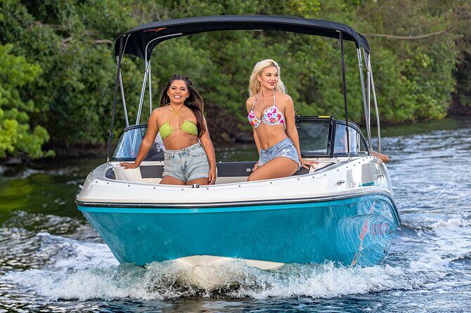 1 Hour-Relaxing Private Boat Tour - Fort Lauderdale (Up to 6 Pax) - What to Expect on Your 1-Hour Private Boat Tour