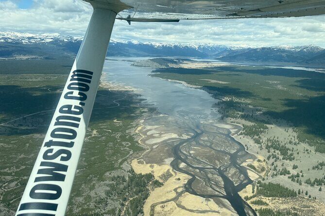 15 Minute Yellowstone Small Plane Tour - A Closer Look at the Itinerary and Experience