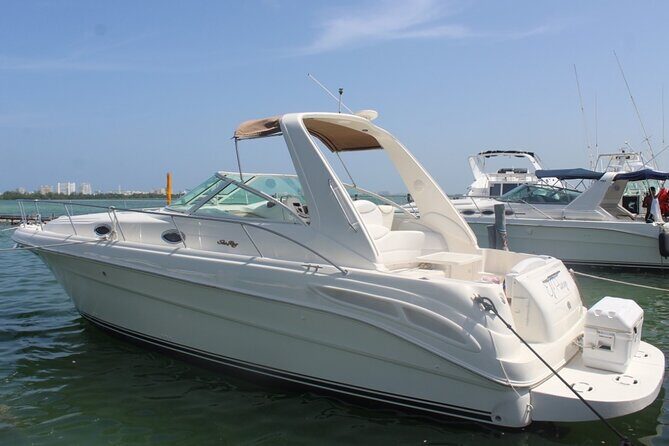 2-hour Private Sunset Cruise on a luxury yacht in Cancun Bay 25P18 - The Experience in Detail