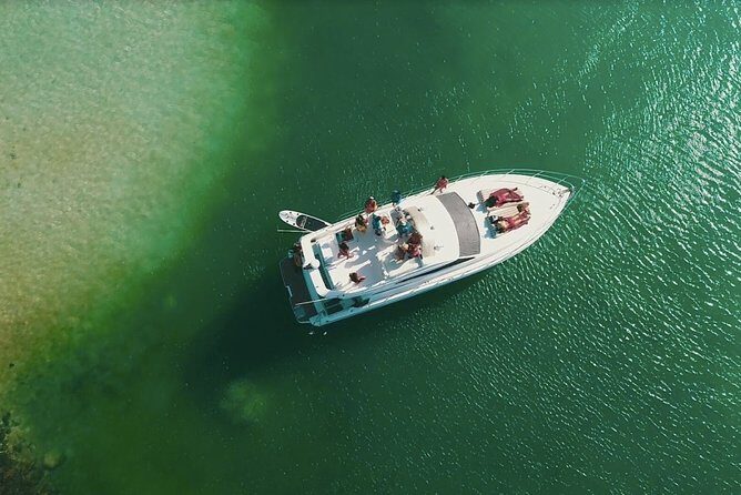 3 Hour Xpu-Ha - 47' Azimut, Tulum, Playa del Carmen, Riviera Maya - Authentic Traveler Insights