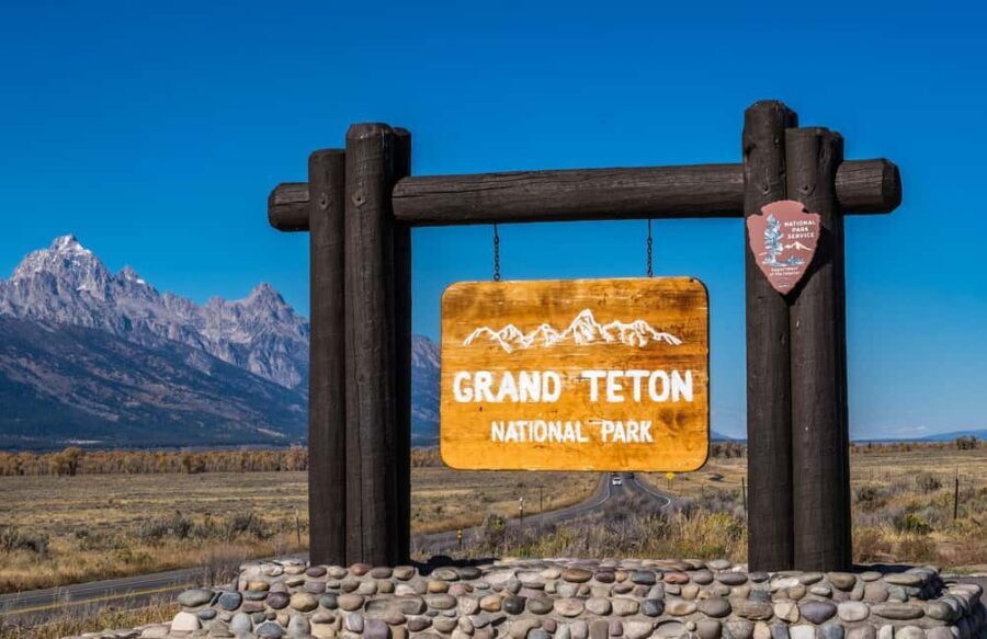 4-Day Yellowstone&Mount Rushmore Tour from Salt Lake City - What Makes This Tour Stand Out