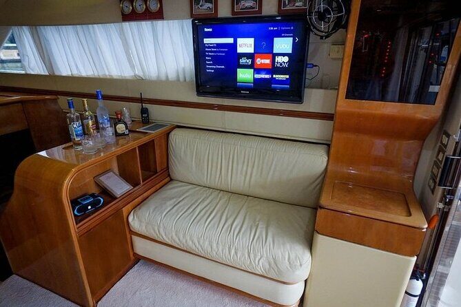 4 Hour - 47' Azimut, Tulum, Playa del Carmen, Riviera Maya - Navigating the Itinerary