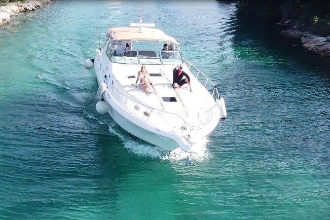 4 hours - Private 48ft Yacht all inclusive in Tulum and Playa del Carmen - The Sum Up