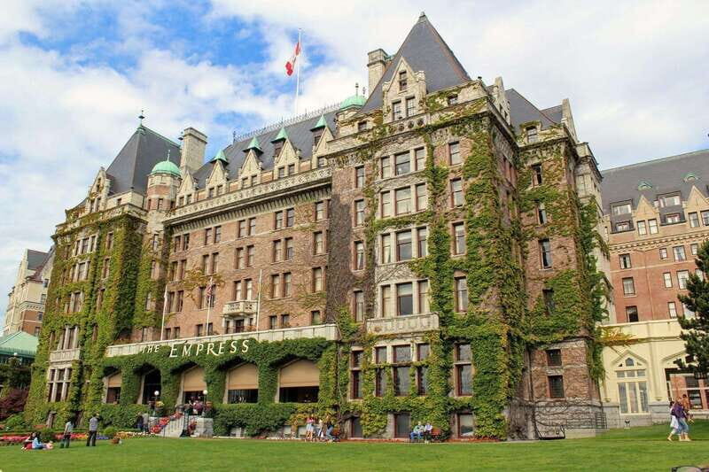 4 Unforgettable Hours in Victoria - The Practical Details