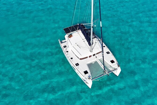 4hrs 42ft Luxury Catamaran Private Charter Cancun to Isla Mujeres - Practical Tips for Your Charter Experience