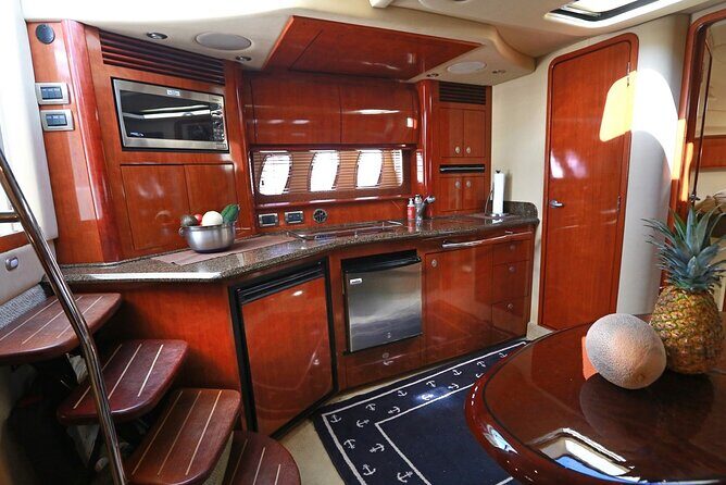 5H Private Lux 40' Yacht All Inclusive - Tulum & Playa del Carmen - Who Will Love This Tour?