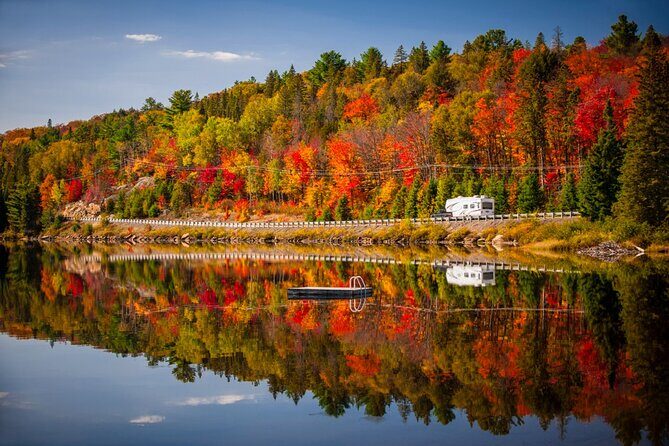 6-Day Small Group Tour:Toronto,Montreal,Niagara&Ontario Lakes - Authentic Local Experiences