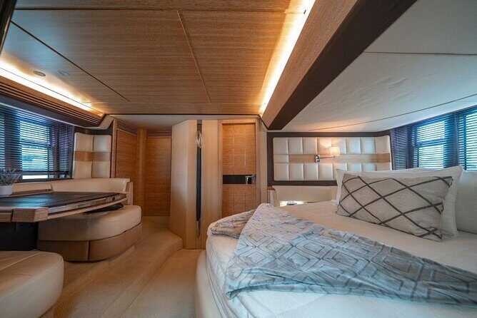 68ft LUXURY AZIMUT - Who Is This Tour For?