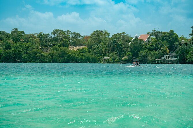 7 Colors Bacalar Lagoon Tour from Playa del Carmen & Tulum - What Travelers Love About This Tour
