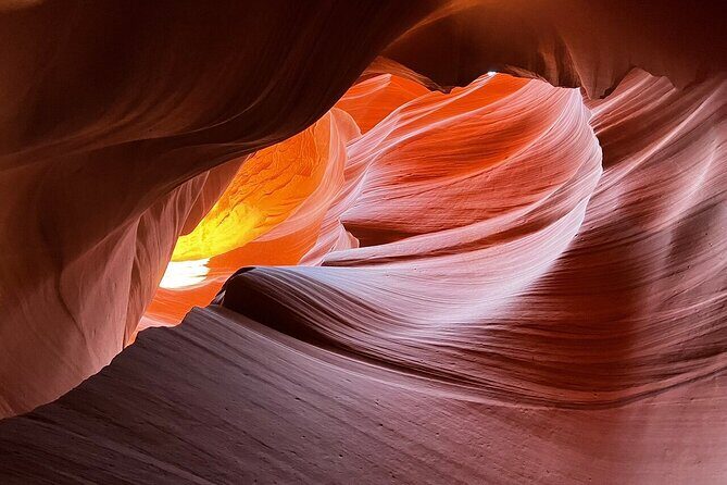 7-Day Lower Antelope, Las Vegas, Yellowstone, Salt Lake City Tour - Detailed Review of the Tour Experience
