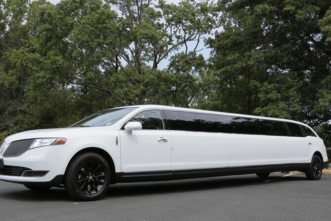 8 Passengers Transfer from or to Montreal Airport YUL to Montreal City Center - Why Choose This Transfer?
