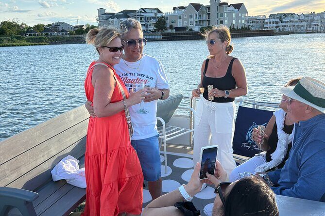 90 Minute Scenic Back Bay Cruise - The Experience of the Vessel