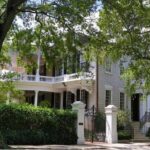 90 Minute Sightseeing Bus Tour of Historic Charleston - Details That Matter