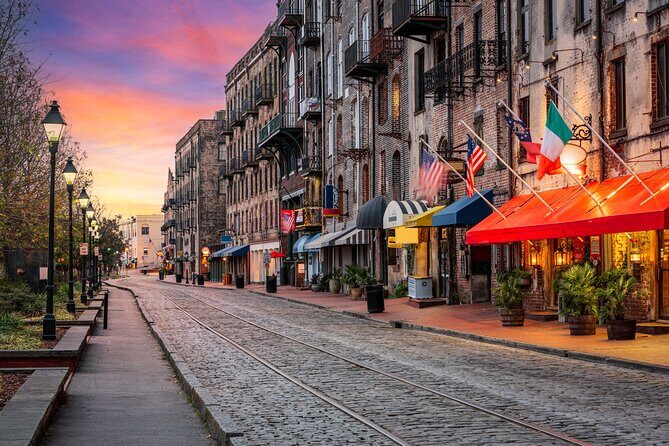 A Film History of Savannah Walking Tour - Visiting the Lucas Theatre for the Arts