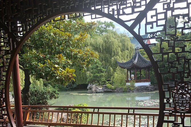 A Wok Around Chinatown: Culinary and Cultural Walking Tour Led by a Chef - What the Reviews Say