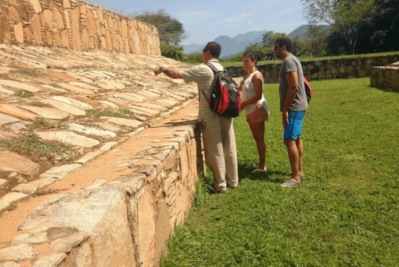 Acapulco: Archaeological Site Excursion - Lunch at Zoocarry Restaurant