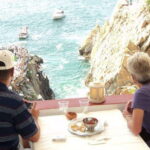 -Acapulco: Cliff Divers at La Quebrada with Lunch and Drinks - What to Expect from the Tour