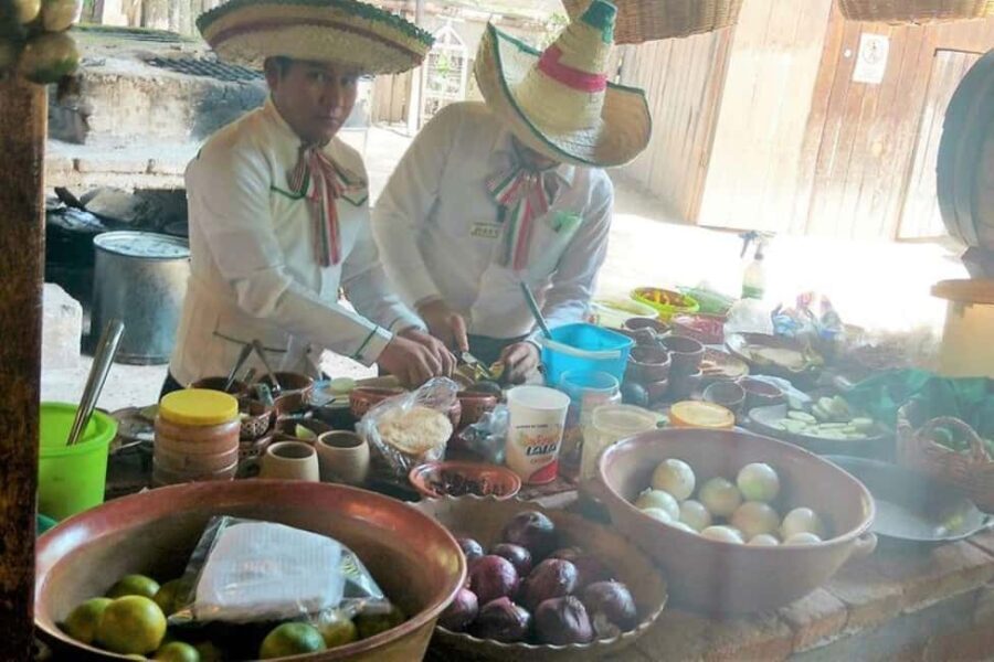 -Acapulco: Mezcal Factory Tasting Learning Experience - Who Should Consider This Tour?