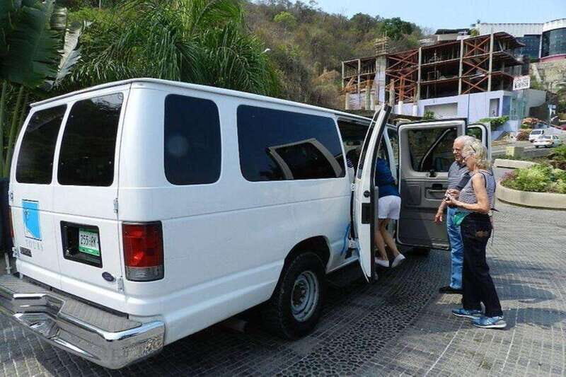 -Acapulco: Private Car or Van Rental with Local Guide - The Iconic La Quebrada and Its Spectacular High Divers