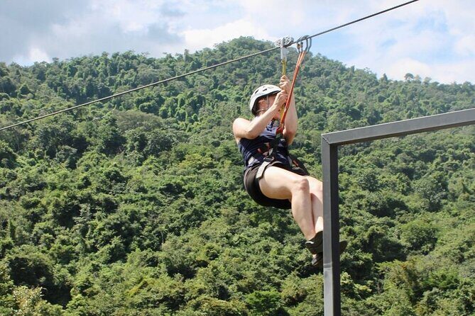 Adventure DE Ziplines and Exotic Gardens EN Huatulco - Itinerary Breakdown